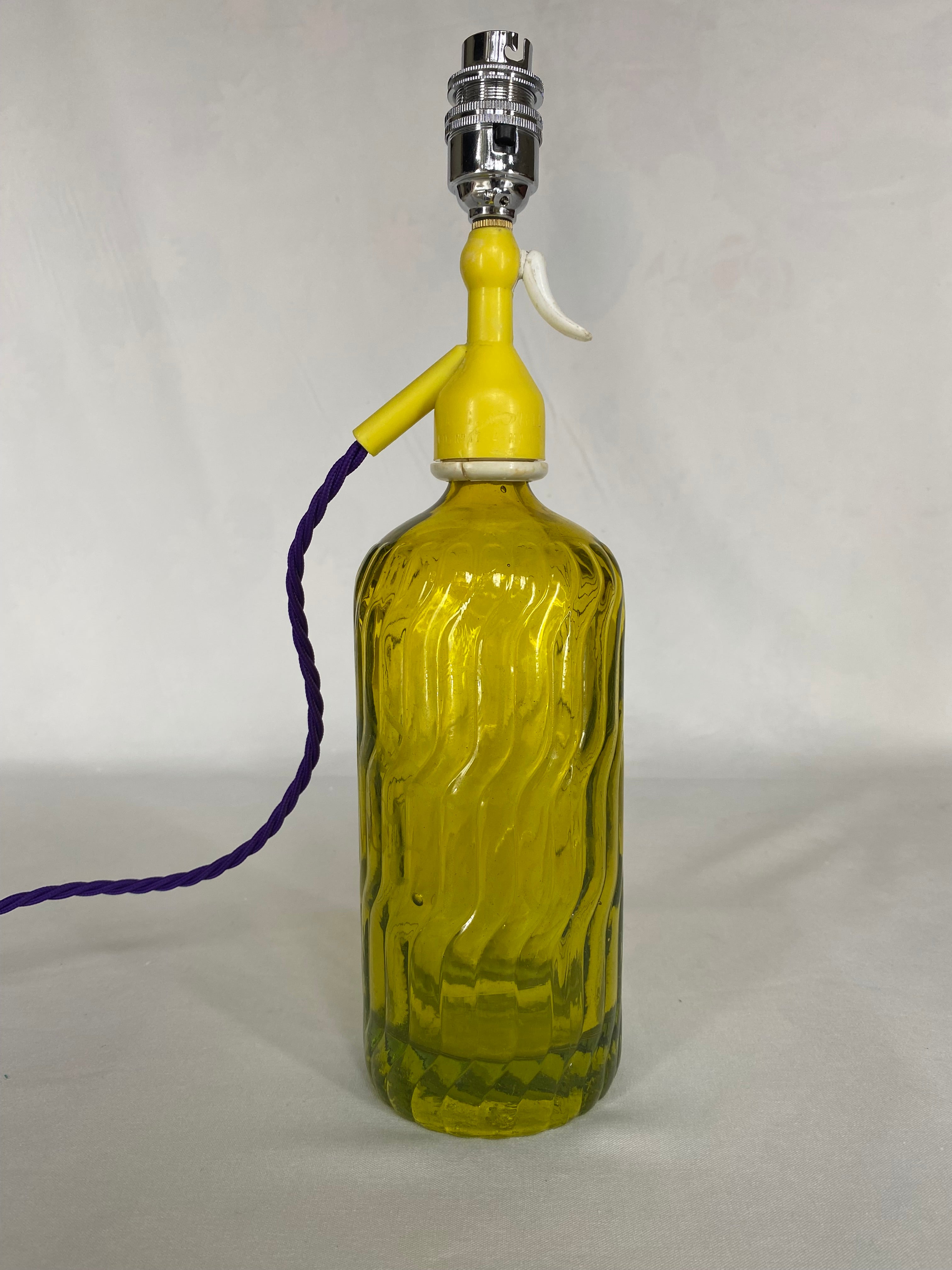 Vintage Soda Syphon Yellow – Soda Lamps